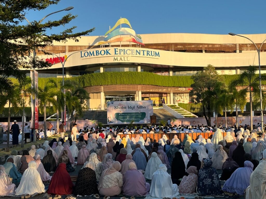 Salat Iduladha di LEM, Momentum Serukan Perdamaian Dunia - SUARANTB.com