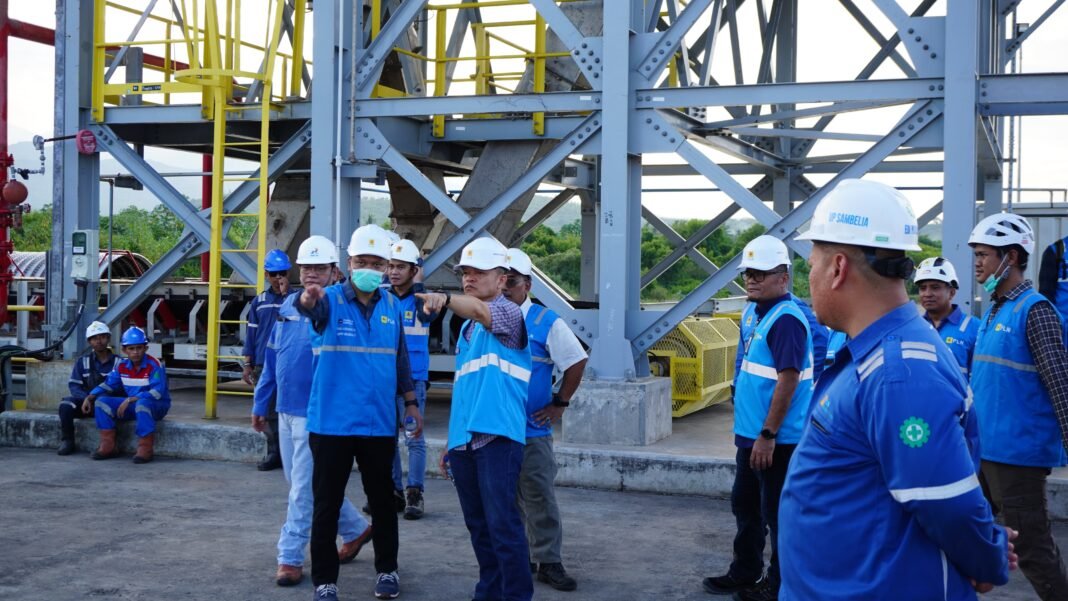 GM PLN UIP Nusra Pastikan Sinkronisasi Perdana PLTU FTP-2 Lombok ...