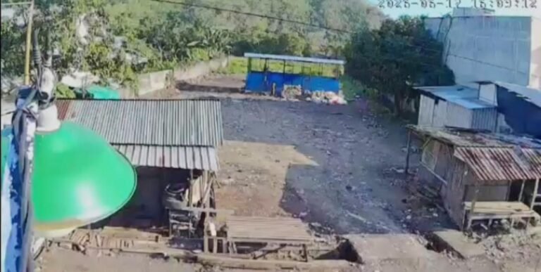 CCTV Dipasang di TPS Pasar Gerung, Warga Buang Sampah Sembarang Bakal ...